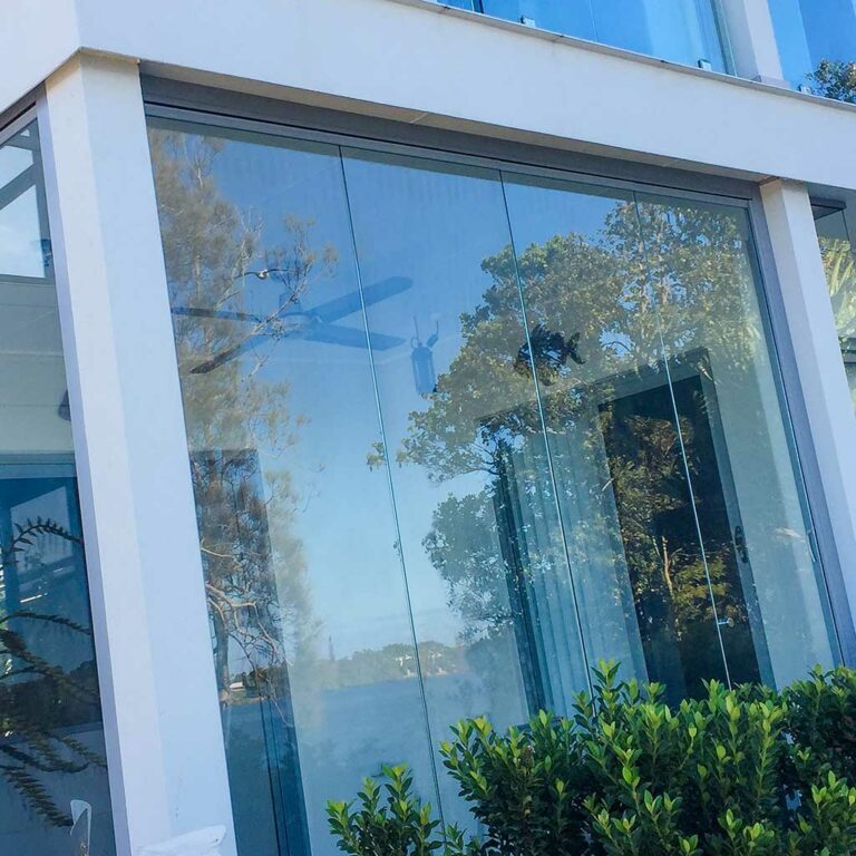 Frameless Glass Curtains | Mirrimage